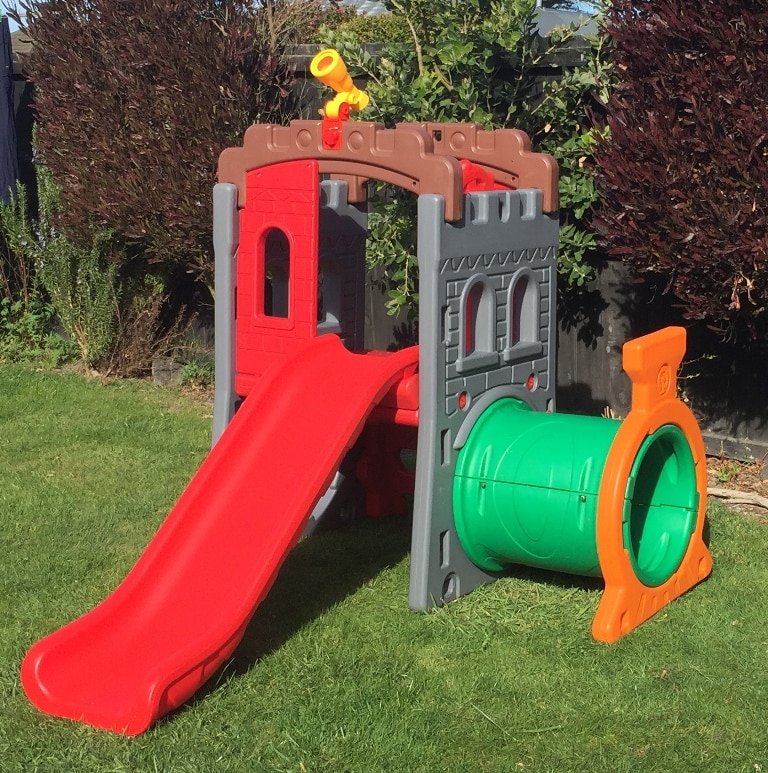 Castle Fort with Tunnel & Slide