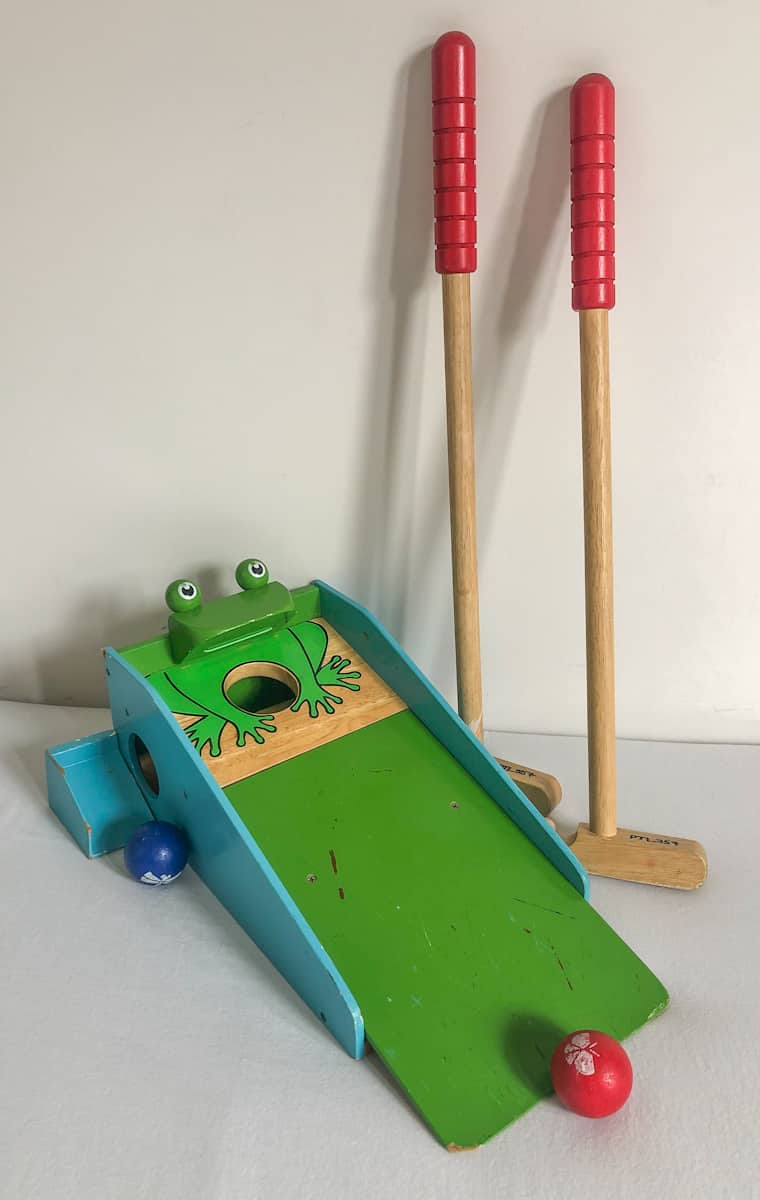 Feed the Frog Wooden Golf Set